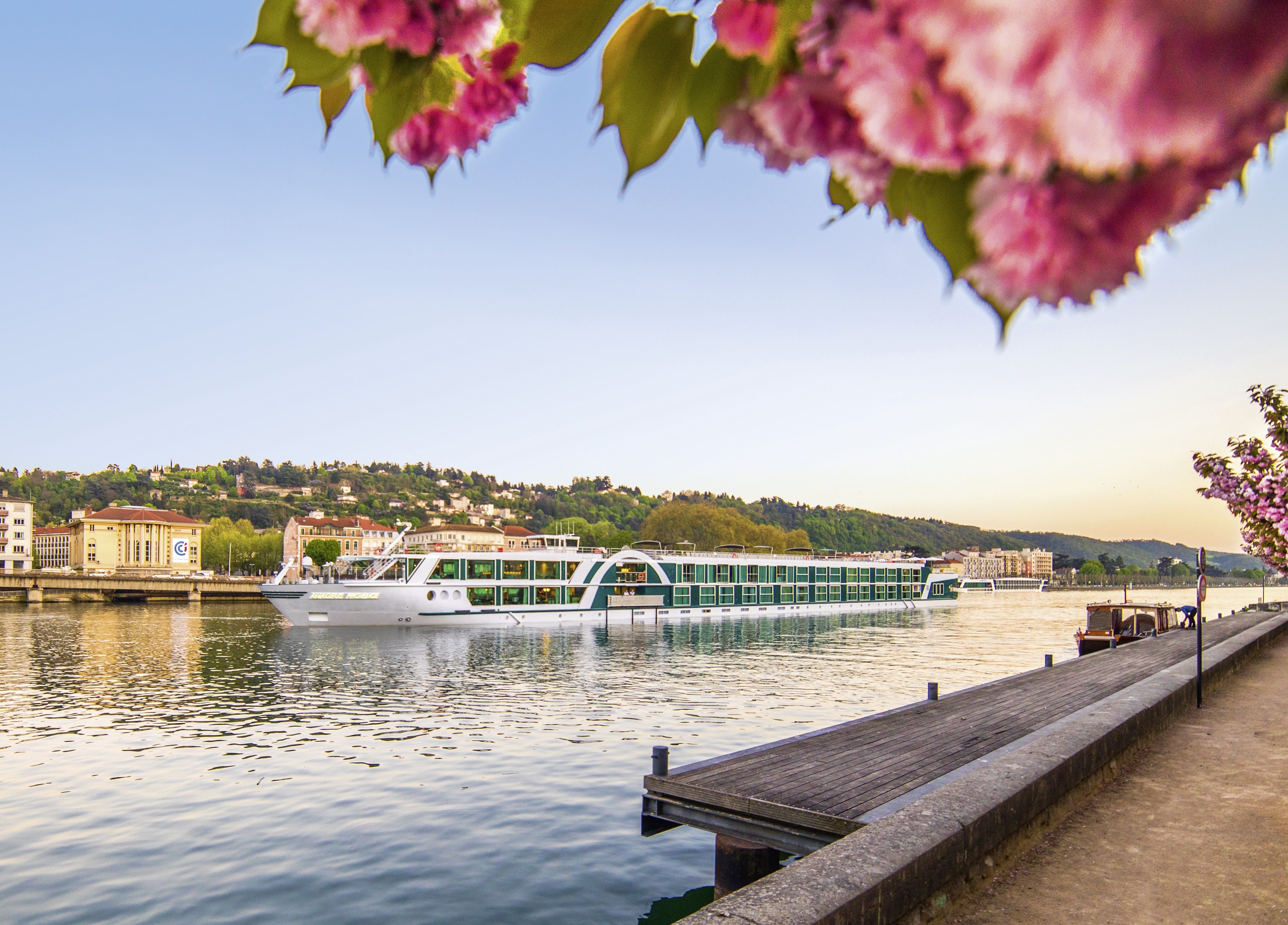 MS Amadeus Provence: Jetzt Kreuzfahrten online buchen